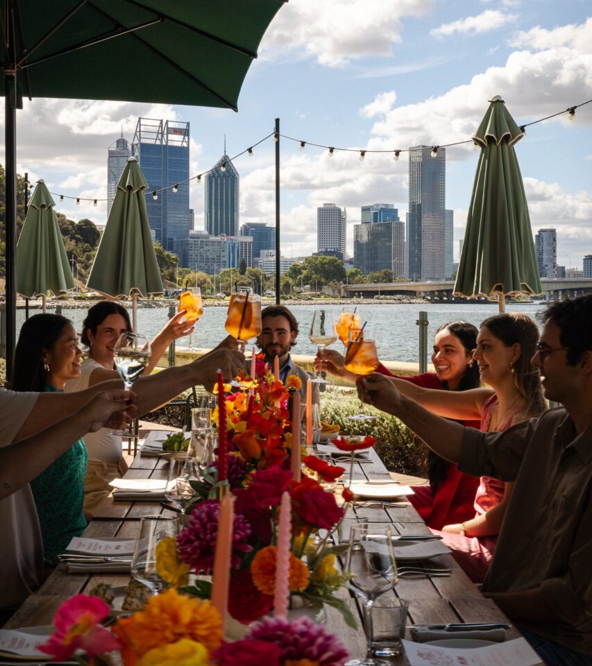 Cooee Perth - Riverside Restaurant & Bar on Swan River